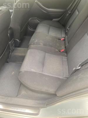 Toyota Avensis 2008 in Riga, with an engine capacity of 2.20 L and mileage of 348 thousand km for 2100 €, photo 11 on AUTOMOTO.COM.LV
