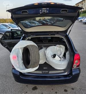 Toyota Avensis 2008 Viļņa, ar dzinēja tilpumu 2.00 L un nobraukumu 354 tūkst. km par 1650 €, foto 5 vietnē AUTOMOTO.COM.LV