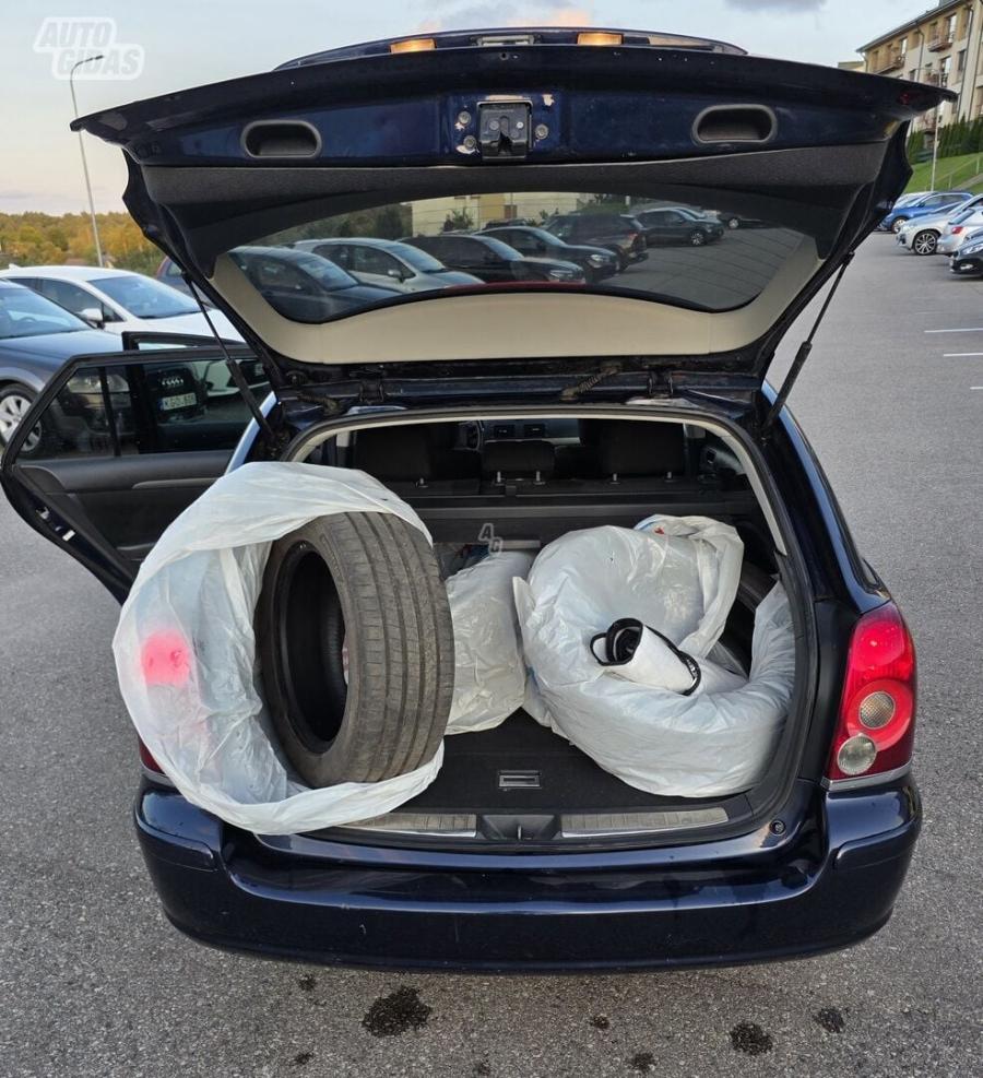 Toyota Avensis 2008 Viļņa, ar dzinēja tilpumu 2.00 L un nobraukumu 354 tūkst. km par 1650 €, foto 5 vietnē AUTOMOTO.COM.LV