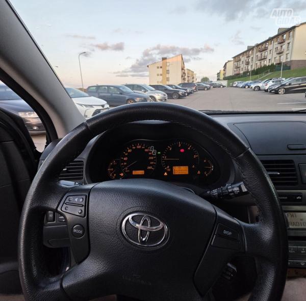 Toyota Avensis 2008 Viļņa, ar dzinēja tilpumu 2.00 L un nobraukumu 354 tūkst. km par 1500 €, foto 5 vietnē AUTOMOTO.COM.LV