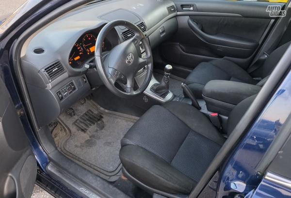 Toyota Avensis 2008 Viļņa, ar dzinēja tilpumu 2.00 L un nobraukumu 354 tūkst. km par 1500 €, foto 7 vietnē AUTOMOTO.COM.LV