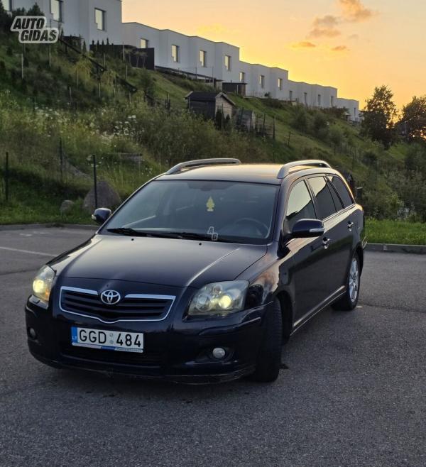 Toyota Avensis 2008 Viļņa, ar dzinēja tilpumu 2.00 L un nobraukumu 354 tūkst. km par 1500 €, foto 2 vietnē AUTOMOTO.COM.LV