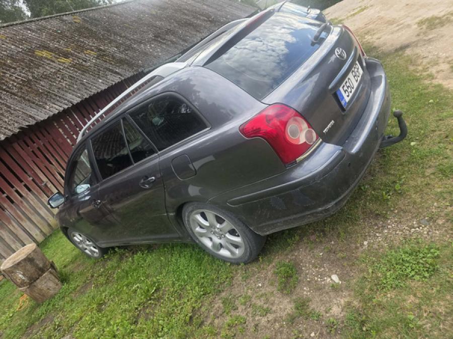 Toyota Avensis 2008 Veru, ar dzinēja tilpumu 2.00 L un nobraukumu 410 tūkst. km par 2500 €, foto 4 vietnē AUTOMOTO.COM.LV