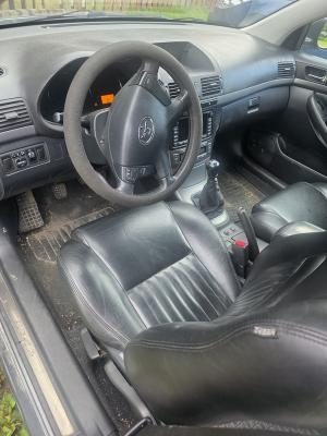 Toyota Avensis 2008 Veru, ar dzinēja tilpumu 2.00 L un nobraukumu 410 tūkst. km par 2500 €, foto 9 vietnē AUTOMOTO.COM.LV