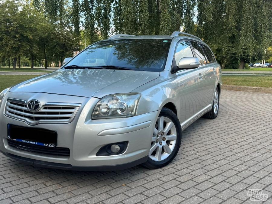Toyota Avensis 2008 in Siauliai, with an engine capacity of 2.00 L and mileage of 460 thousand km for 1950 €, photo 1 on AUTOMOTO.COM.LV