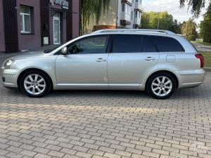 Toyota Avensis 2008 in Siauliai, with an engine capacity of 2.00 L and mileage of 460 thousand km for 1950 €, photo 6 on AUTOMOTO.COM.LV