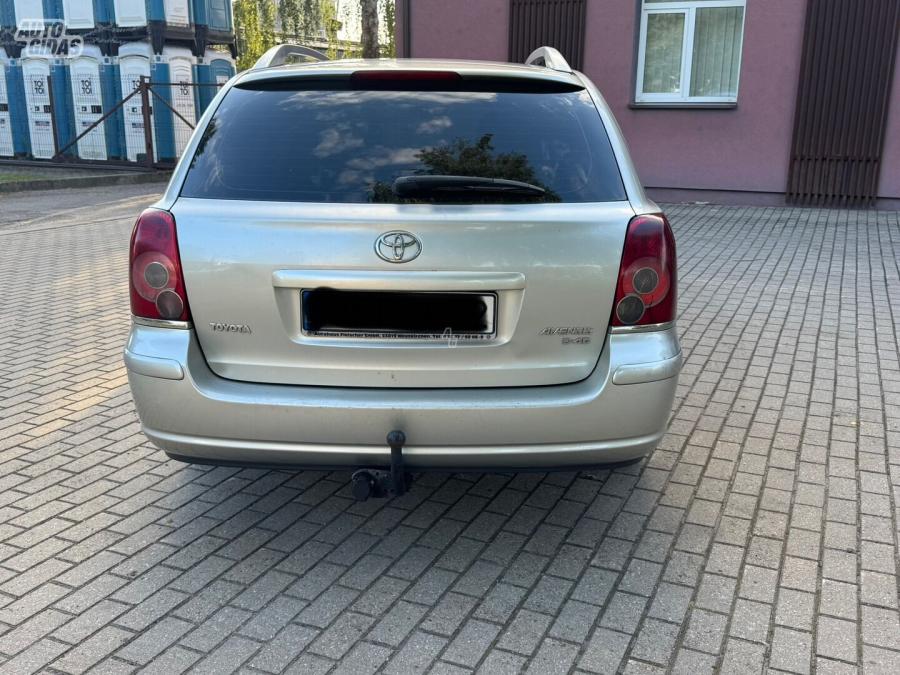 Toyota Avensis 2008 in Siauliai, with an engine capacity of 2.00 L and mileage of 460 thousand km for 1950 €, photo 9 on AUTOMOTO.COM.LV