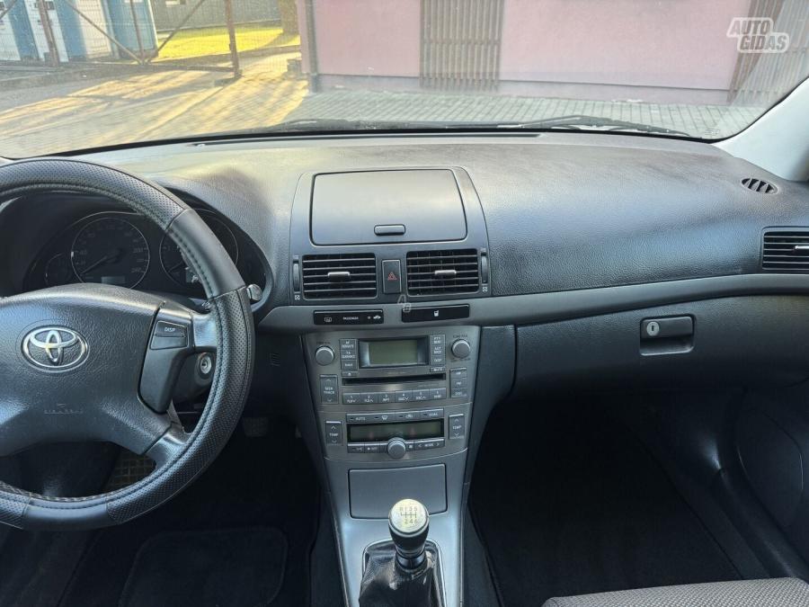 Toyota Avensis 2008 in Siauliai, with an engine capacity of 2.00 L and mileage of 460 thousand km for 1950 €, photo 11 on AUTOMOTO.COM.LV