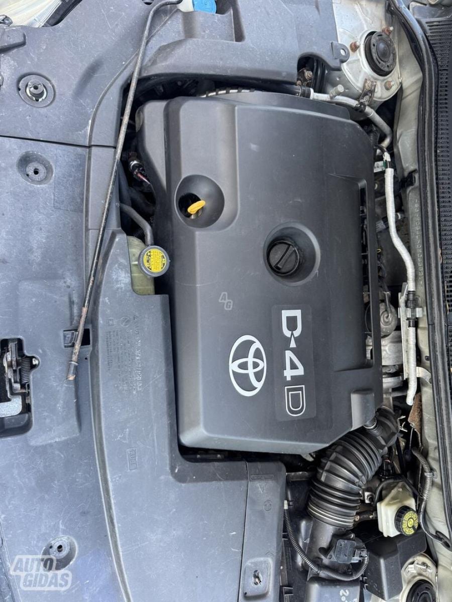 Toyota Avensis 2008 in Siauliai, with an engine capacity of 2.00 L and mileage of 460 thousand km for 1950 €, photo 12 on AUTOMOTO.COM.LV