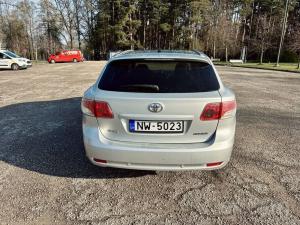 Toyota Avensis 2009 in Riga, with an engine capacity of 2.20 L and mileage of 370 thousand km for 13900 €, photo 3 on AUTOMOTO.COM.LV