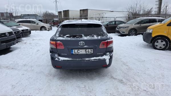 Toyota Avensis 2009 in Riga, with an engine capacity of 2.20 L and mileage of 254 thousand km for 4290 €, photo 7 on AUTOMOTO.COM.LV