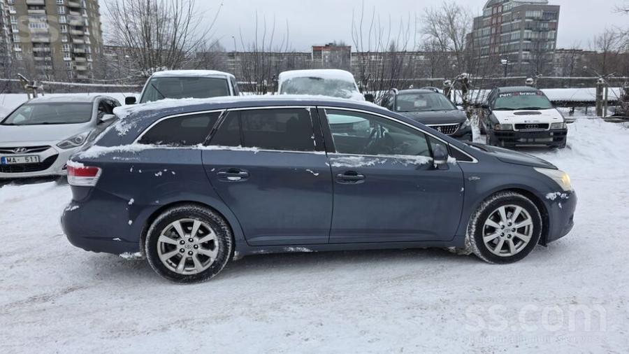 Toyota Avensis 2009 Rīga, ar dzinēja tilpumu 2.20 L un nobraukumu 254 tūkst. km par 4290 €, foto 9 vietnē AUTOMOTO.COM.LV