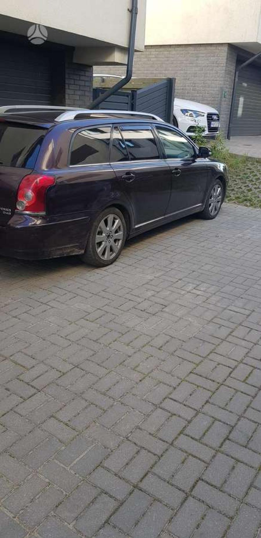 Toyota Avensis 2009 in Vilnius, with an engine capacity of 2.00 L and mileage of 344 thousand km for 2200 €, photo 10 on AUTOMOTO.COM.LV