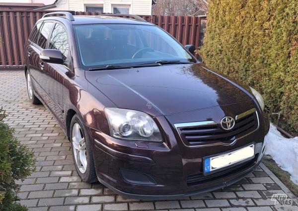 Toyota Avensis 2009 Viļņa, ar dzinēja tilpumu 1.60 L un nobraukumu 207 tūkst. km par 2550 €, foto 1 vietnē AUTOMOTO.COM.LV