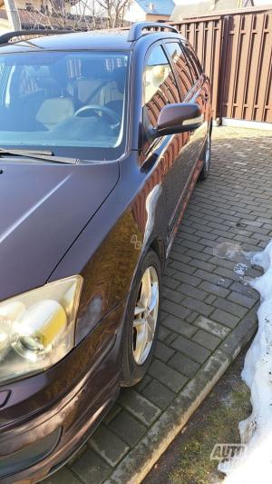 Toyota Avensis 2009 Viļņa, ar dzinēja tilpumu 1.60 L un nobraukumu 207 tūkst. km par 2500 €, foto 9 vietnē AUTOMOTO.COM.LV