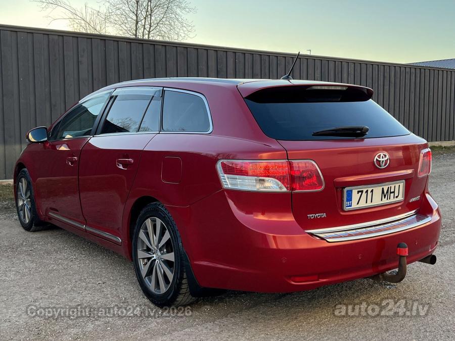 Toyota Avensis 2009 in Tallinn, with an engine capacity of 1.80 L and mileage of 195 thousand km for 6795 €, photo 11 on AUTOMOTO.COM.LV