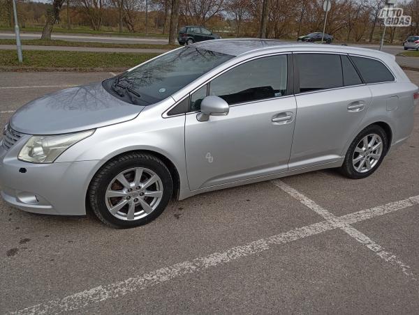 Toyota Avensis 2009 in Kaunas, with an engine capacity of 2.20 L and mileage of 319 thousand km for 1450 €, photo 8 on AUTOMOTO.COM.LV