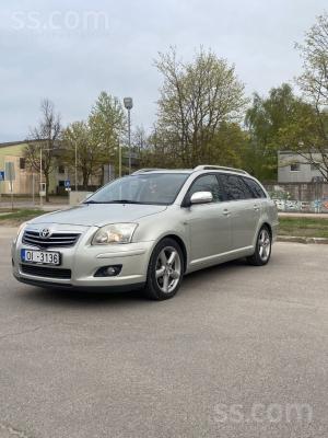 Тойота Авенсис 2009 в Цесис, объемом двигателя 2.20 л и пробегом 276 тыс. км за 3200 €, фото  на AUTOMOTO.COM.LV