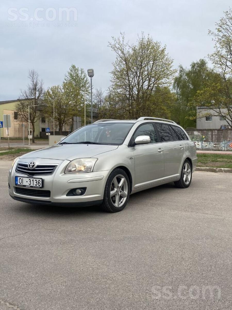 Toyota Avensis 2009 Cēsis, ar dzinēja tilpumu 2.20 L un nobraukumu 276 tūkst. km par 3200 €, foto 1 vietnē AUTOMOTO.COM.LV