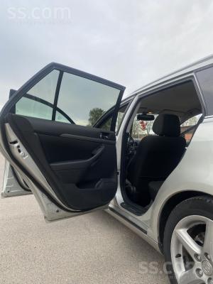 Toyota Avensis 2009 Cēsis, ar dzinēja tilpumu 2.20 L un nobraukumu 276 tūkst. km par 3200 €, foto 8 vietnē AUTOMOTO.COM.LV