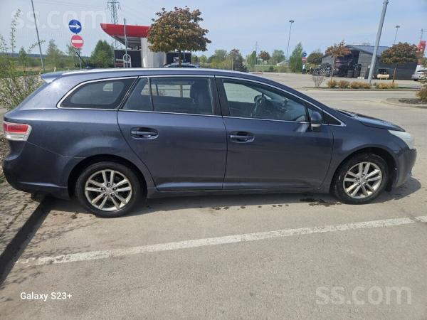 Toyota Avensis 2009 Rīga, ar dzinēja tilpumu 2.00 L un nobraukumu 255 tūkst. km par 3690 €, foto 4 vietnē AUTOMOTO.COM.LV
