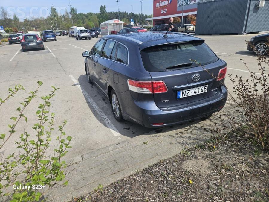 Тойота Авенсис 2009 в Рига, объемом двигателя 2.00 л и пробегом 258 тыс. км за 3390 €, фото 4 на AUTOMOTO.COM.LV