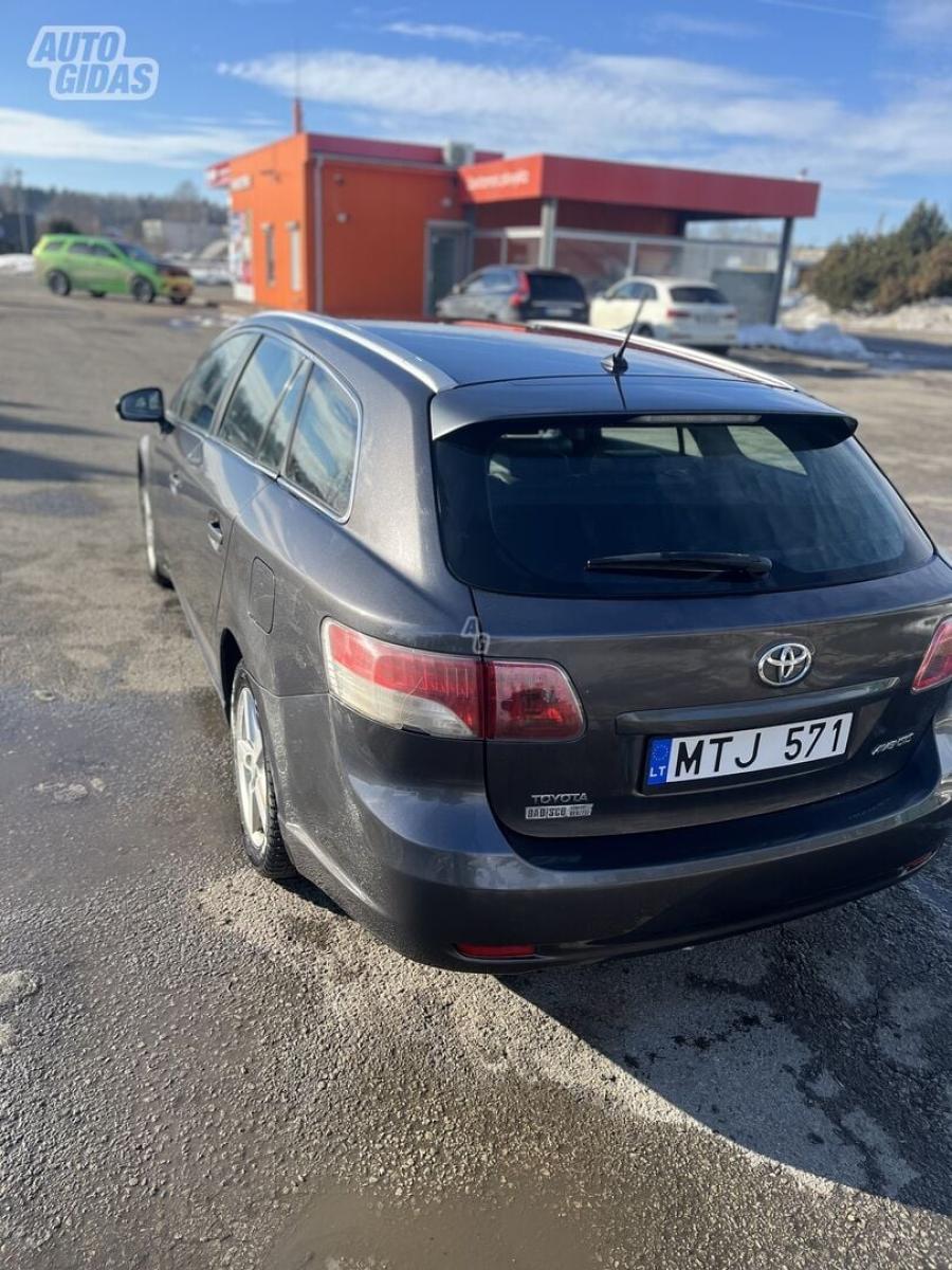 Тойота Авенсис 2009 в Паневежис, объемом двигателя 2.00 л и пробегом 315 тыс. км за 2950 €, фото 1 на AUTOMOTO.COM.LV