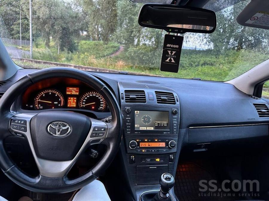 Toyota Avensis 2009 Rīga, ar dzinēja tilpumu 2.20 L un nobraukumu 299 tūkst. km par 5100 €, foto 12 vietnē AUTOMOTO.COM.LV