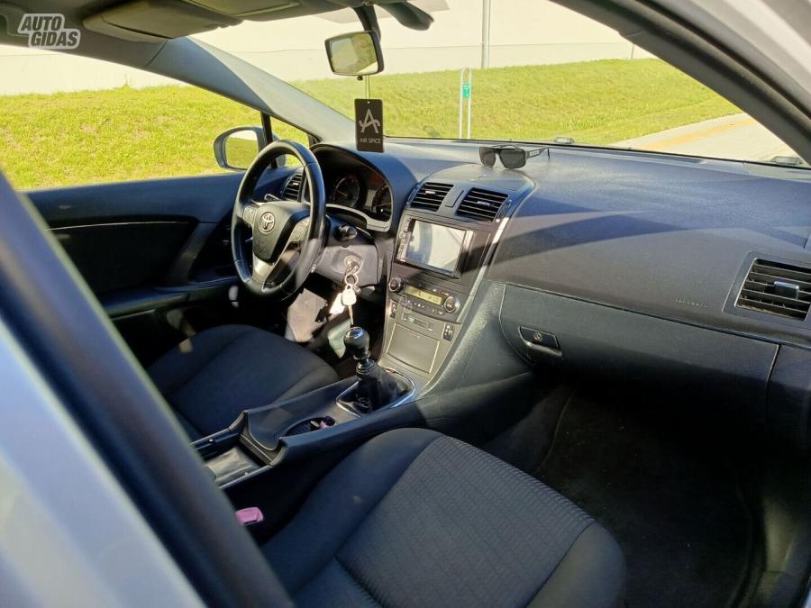 Toyota Avensis 2009 Klaipėda, ar dzinēja tilpumu 2.00 L un nobraukumu 389 tūkst. km par 2450 €, foto 13 vietnē AUTOMOTO.COM.LV