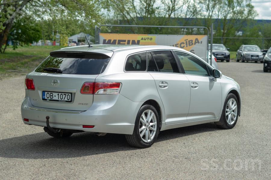 Toyota Avensis 2010 Liepāja, ar dzinēja tilpumu 2.00 L un nobraukumu 308 tūkst. km par 1250 €, foto 6 vietnē AUTOMOTO.COM.LV