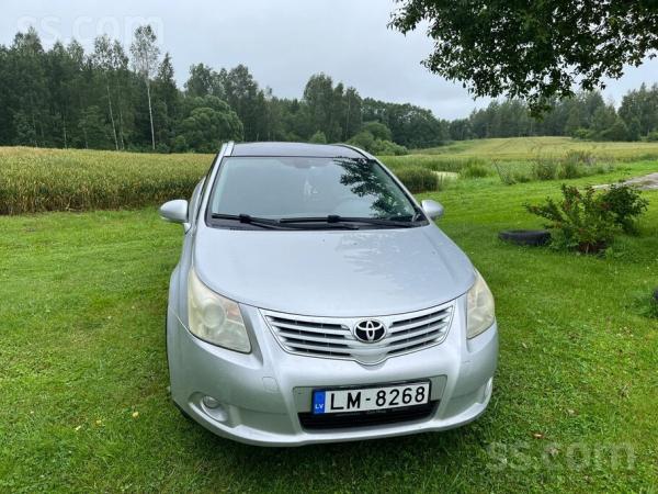 Toyota Avensis 2010 Daugavpils, ar dzinēja tilpumu 2.20 L un nobraukumu 372 tūkst. km par 3500 €, foto 1 vietnē AUTOMOTO.COM.LV