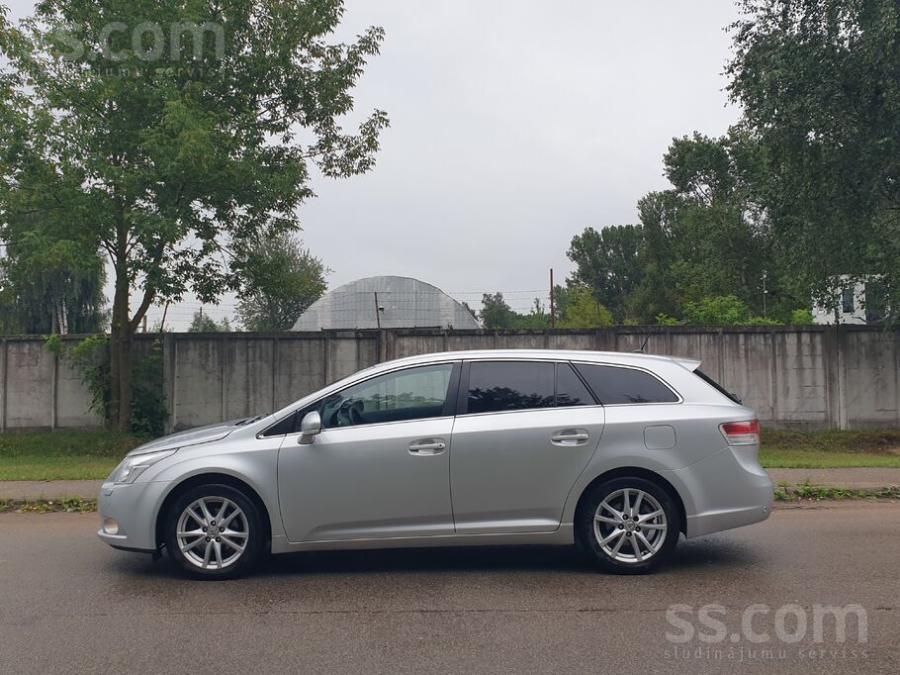 Toyota Avensis 2010 in Riga, with an engine capacity of 1.80 L and mileage of 236 thousand km for 4900 €, photo 6 on AUTOMOTO.COM.LV