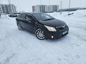 Toyota Avensis 2010 in Gargzdai, with an engine capacity of 2.20 L and mileage of 315 thousand km for 2999 €, photo 3 on AUTOMOTO.COM.LV