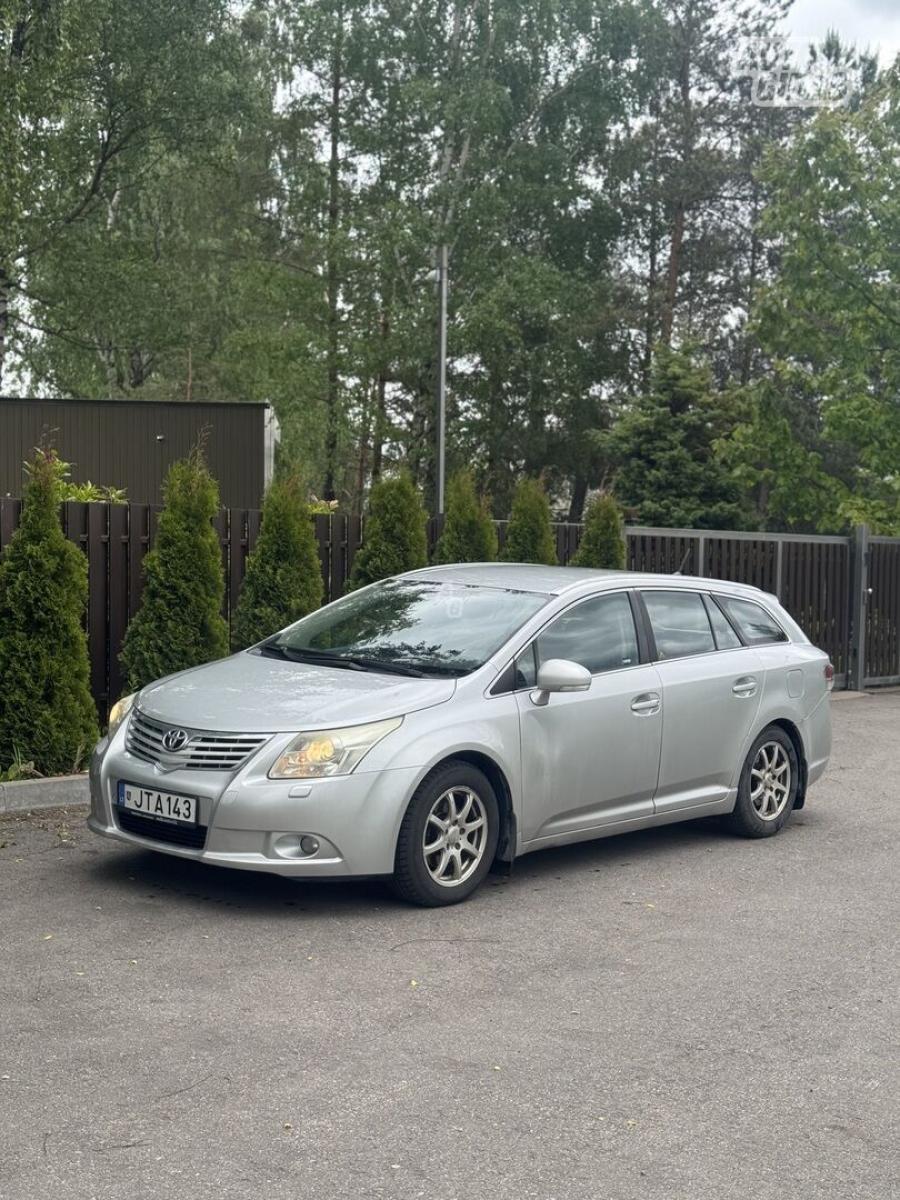 Toyota Avensis 2010 in Vilnius, with an engine capacity of 2.00 L and mileage of 300 thousand km for 2200 €, photo 3 on AUTOMOTO.COM.LV