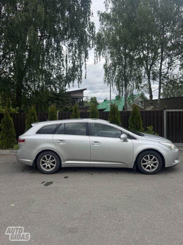 Toyota Avensis 2010 in Vilnius, with an engine capacity of 2.00 L and mileage of 300 thousand km for 2200 €, photo 7 on AUTOMOTO.COM.LV