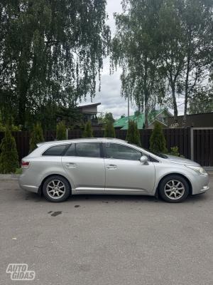Toyota Avensis 2010 in Vilnius, with an engine capacity of 2.00 L and mileage of 300 thousand km for 2200 €, photo 8 on AUTOMOTO.COM.LV