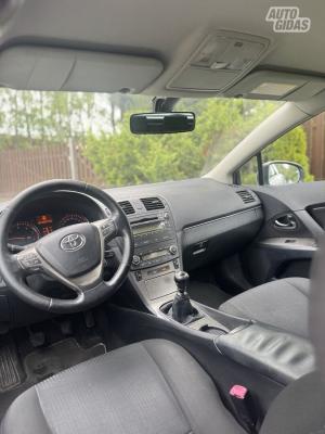 Toyota Avensis 2010 in Vilnius, with an engine capacity of 2.00 L and mileage of 300 thousand km for 2200 €, photo 10 on AUTOMOTO.COM.LV