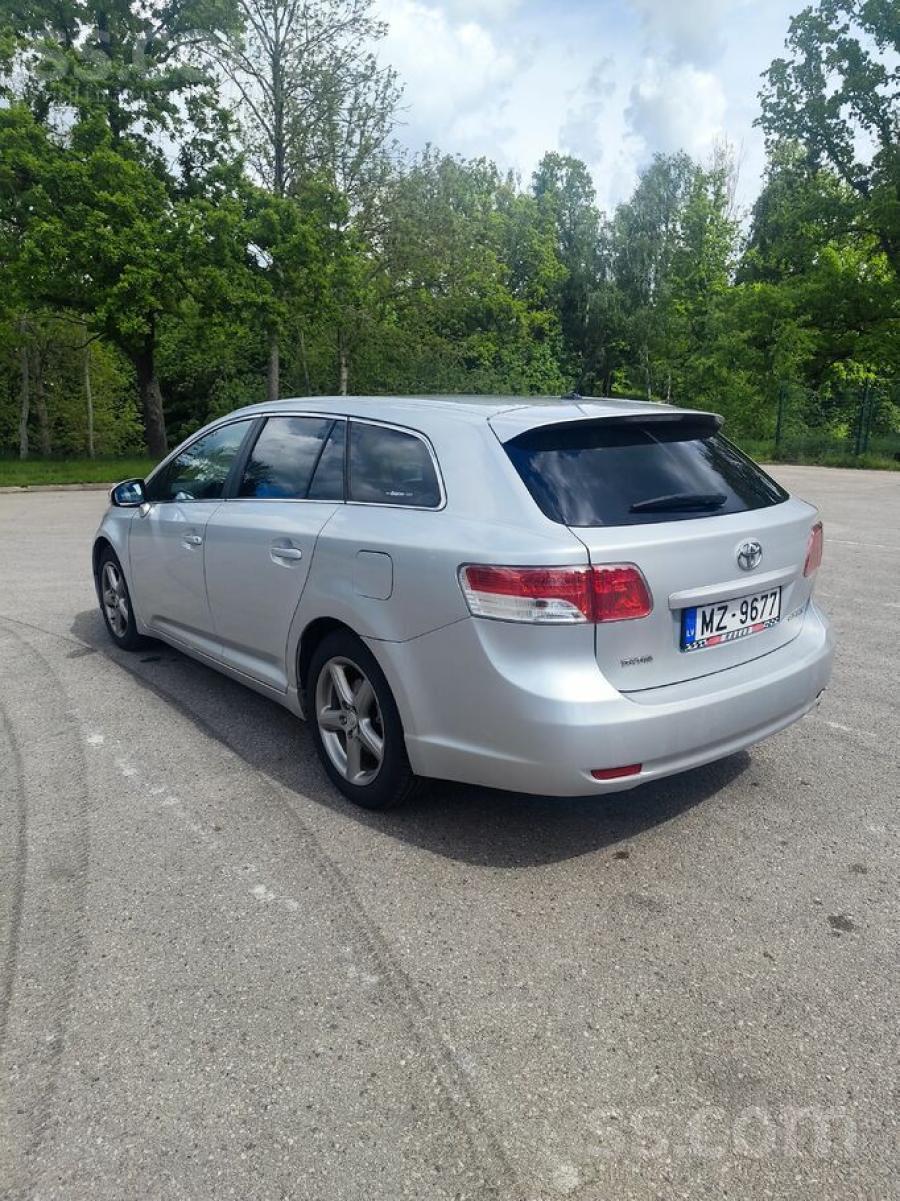 Тойота Авенсис 2010 в Айзкраукле, объемом двигателя 2.20 л и пробегом 296 тыс. км за 3500 €, фото 5 на AUTOMOTO.COM.LV