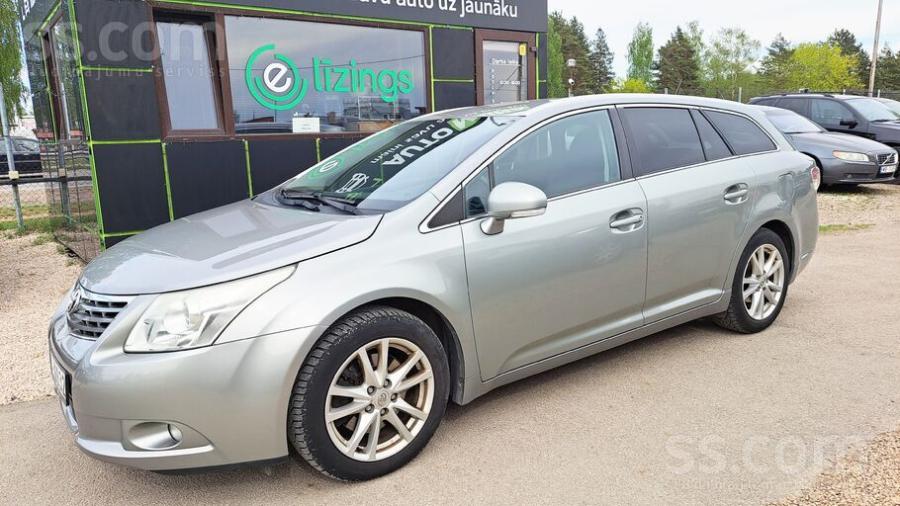 Toyota Avensis 2010 Rīga, ar dzinēja tilpumu 2.20 L un nobraukumu 239 tūkst. km par 3700 €, foto 1 vietnē AUTOMOTO.COM.LV