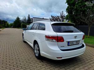 Toyota Avensis 2010 Viļņa, ar dzinēja tilpumu 2.20 L un nobraukumu 270 tūkst. km par 1800 €, foto 5 vietnē AUTOMOTO.COM.LV