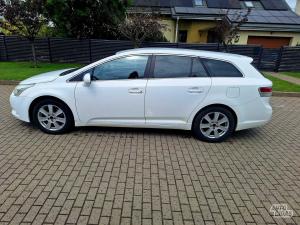 Toyota Avensis 2010 Viļņa, ar dzinēja tilpumu 2.20 L un nobraukumu 270 tūkst. km par 1800 €, foto 7 vietnē AUTOMOTO.COM.LV