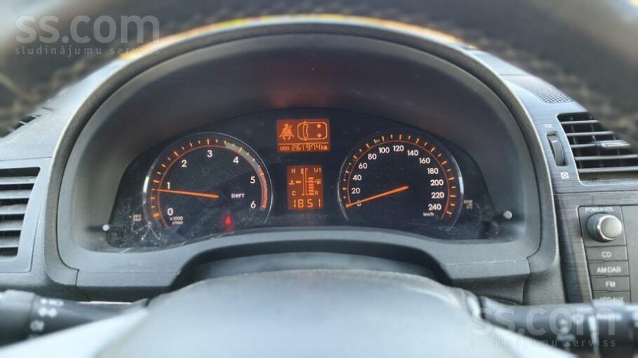 Toyota Avensis 2010 Rīga, ar dzinēja tilpumu 2.20 L un nobraukumu 262 tūkst. km par 4990 €, foto 12 vietnē AUTOMOTO.COM.LV