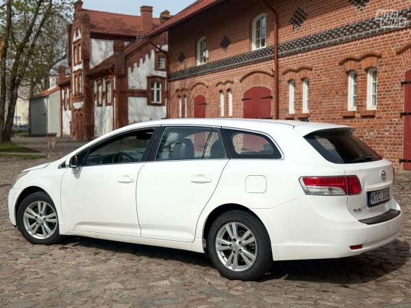 Toyota Avensis 2010 Šilutė, ar dzinēja tilpumu 2.00 L un nobraukumu 400 tūkst. km par 1750 €, foto 3 vietnē AUTOMOTO.COM.LV