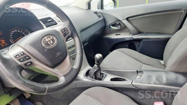 Toyota Avensis 2010 Rīga, ar dzinēja tilpumu 2.20 L un nobraukumu 239 tūkst. km par 3700 €, foto 4 vietnē AUTOMOTO.COM.LV