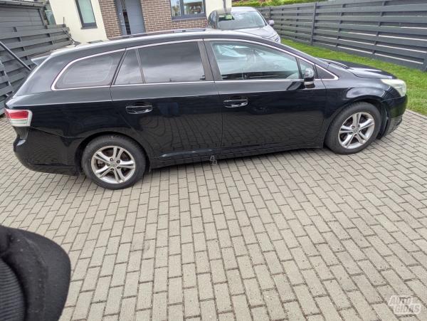 Toyota Avensis 2010 in Klaipeda, with an engine capacity of 2.00 L and mileage of 321 thousand km for 3100 €, photo 6 on AUTOMOTO.COM.LV