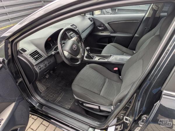 Toyota Avensis 2010 in Klaipeda, with an engine capacity of 2.00 L and mileage of 321 thousand km for 3100 €, photo 9 on AUTOMOTO.COM.LV
