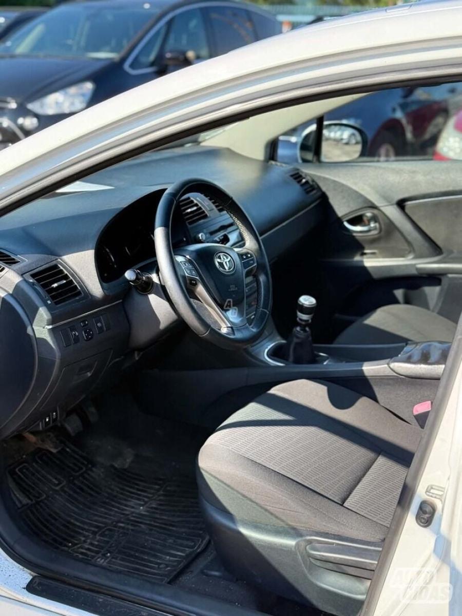 Toyota Avensis 2010 Šilutė, ar dzinēja tilpumu 2.00 L un nobraukumu 400 tūkst. km par 1699 €, foto 9 vietnē AUTOMOTO.COM.LV