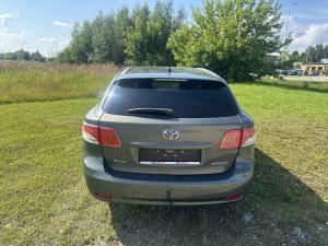 Toyota Avensis 2010 in Ukmerge, with an engine capacity of 2.20 L and mileage of 264 thousand km for 4550 €, photo 6 on AUTOMOTO.COM.LV