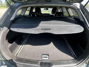Toyota Avensis 2010 in Ukmerge, with an engine capacity of 2.20 L and mileage of 264 thousand km for 4550 €, photo 12 on AUTOMOTO.COM.LV