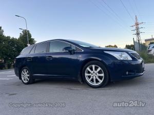 Toyota Avensis 2010 in Narva, with an engine capacity of 2.20 L and mileage of 380 thousand km for 2999 €, photo 16 on AUTOMOTO.COM.LV